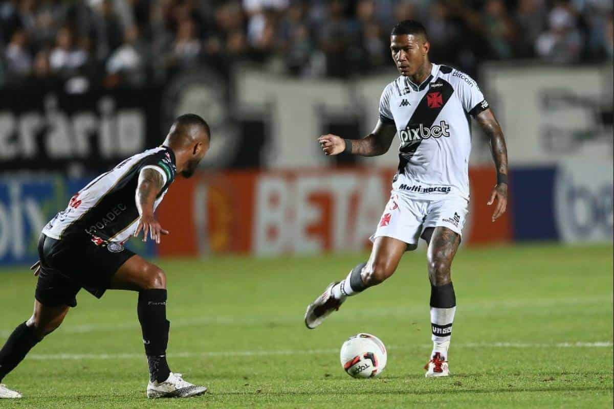 Apoio da torcida do Vasco destaca bom momento de Zé Gabriel, que é ...